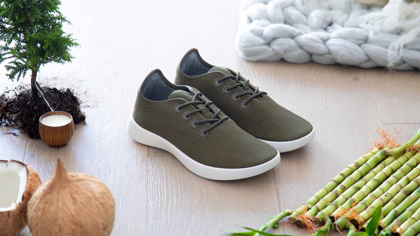 What Travel Shoes Should You Own? - Benchmark Monitor