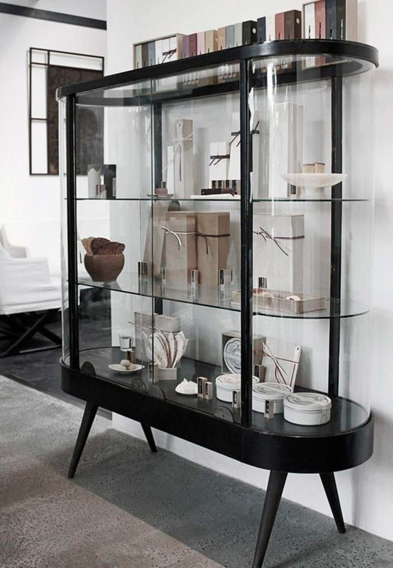How Modern Display Cabinets Can Take Your Home to the Next Level ...